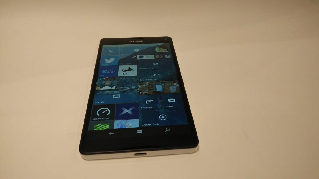 Microsoft Lumia 950 XL - Review - Coolsmartphone
