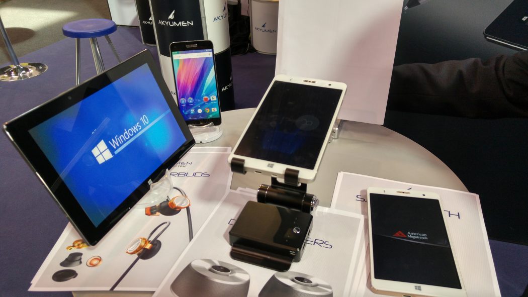 The in-built smartphone projector is back, and this time it works. A ...