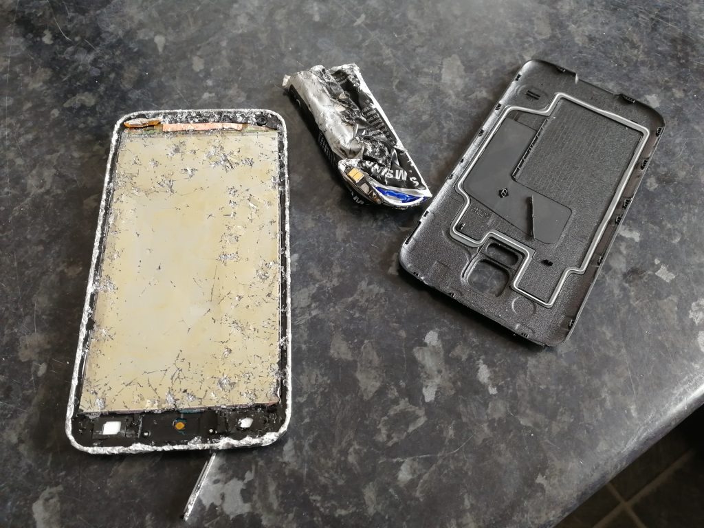 New Android vulnerability allows fake installer screens - Coolsmartphone New Android vulnerability allows fake installer screens - Coolsmartphone