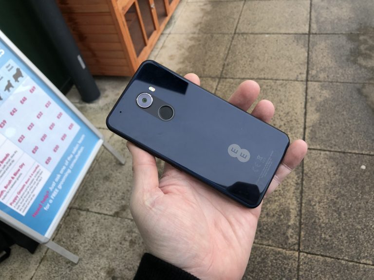 EE Hawk - Review - Coolsmartphone