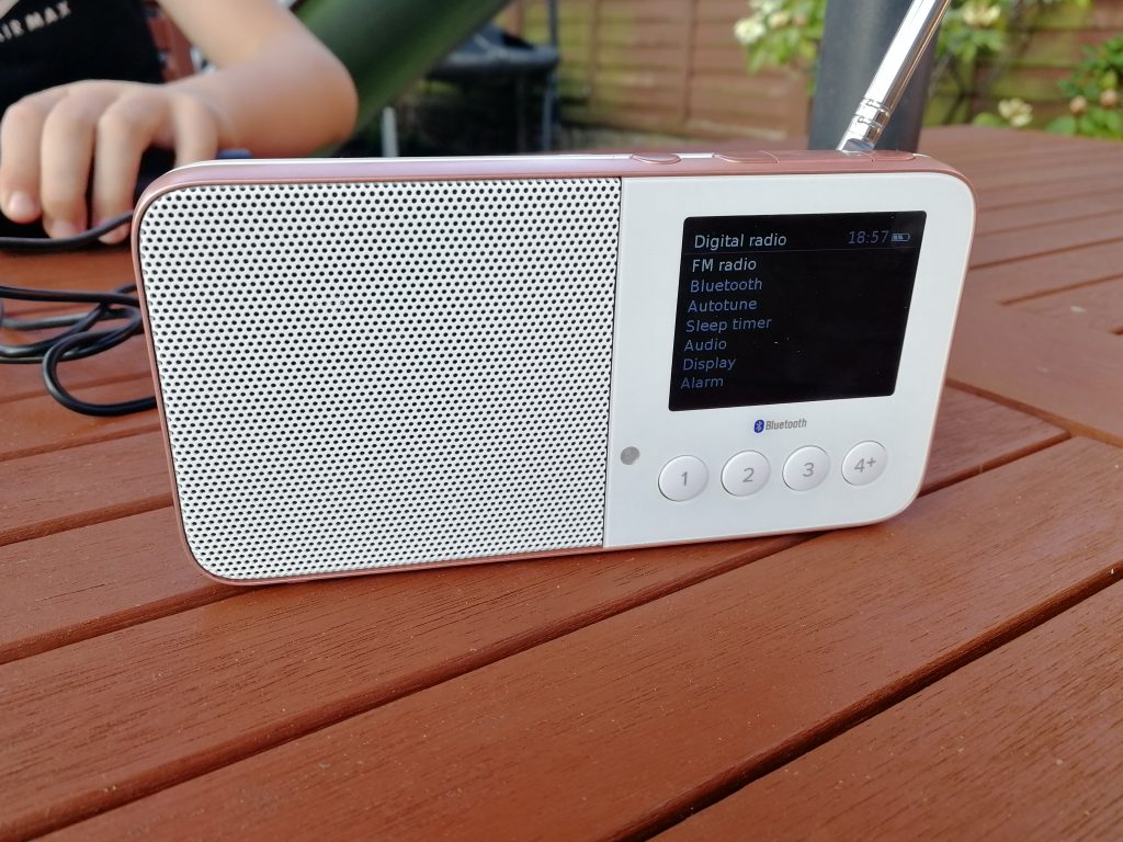 Pure Move T4 DAB/FM Radio and Bluetooth Speaker - Review - Coolsmartphone