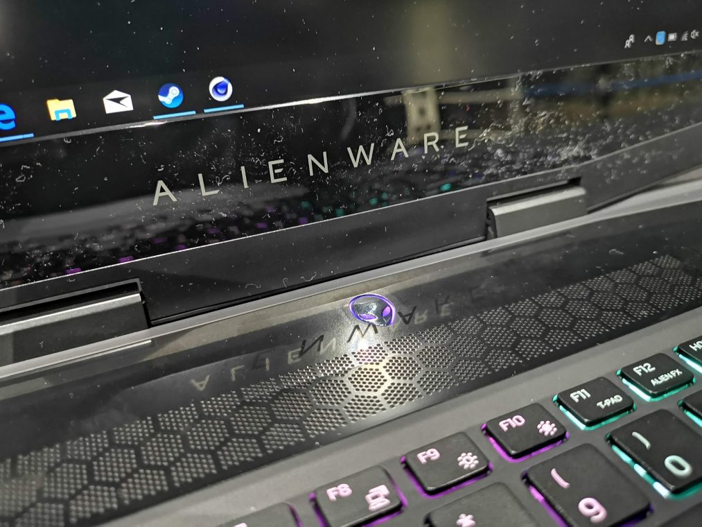 Alienware thin and light gaming laptop - The M15 - Coolsmartphone