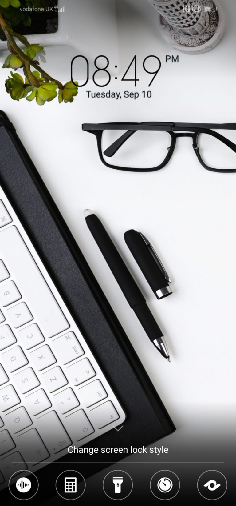 Screenshot_20190910_204948_com.android.keyguard - Coolsmartphone